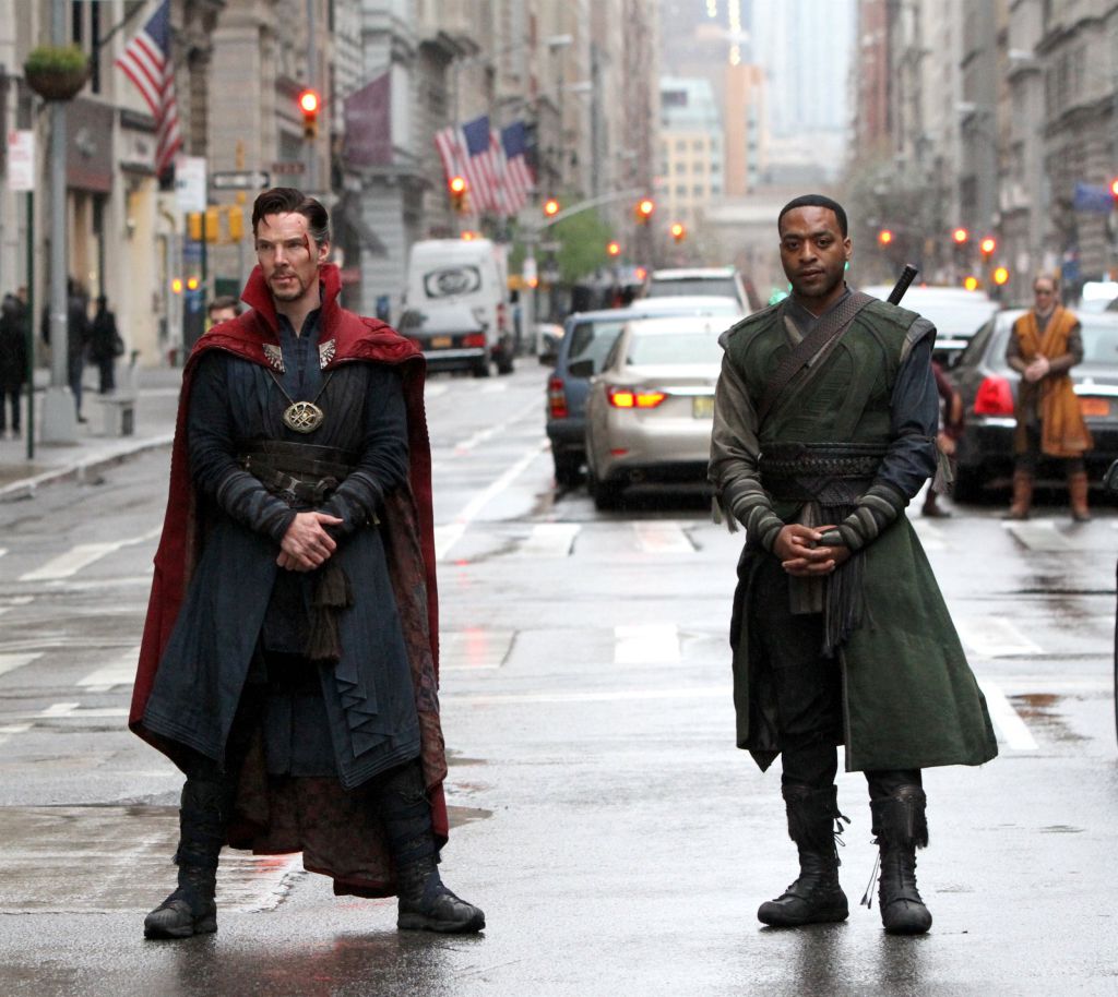 DOCTOR STRANGE (2016) Set Images & Videos: Benedict Cumberbatch in Action